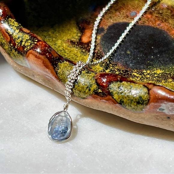 Hushwink | Jewelry | Rare Intense Cool Blue Sapphire Teardrop Necklace ...